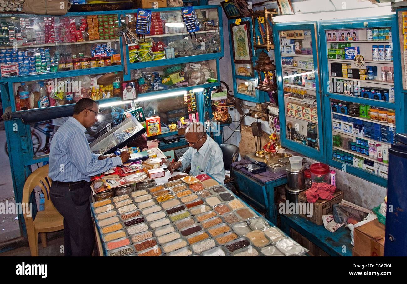 Bazaar center old market Chennai ( Madras ) India Tamil Nadu Stock ... Bazaar center old market Chennai ( Madras ) India Tamil Nadu Stock ...