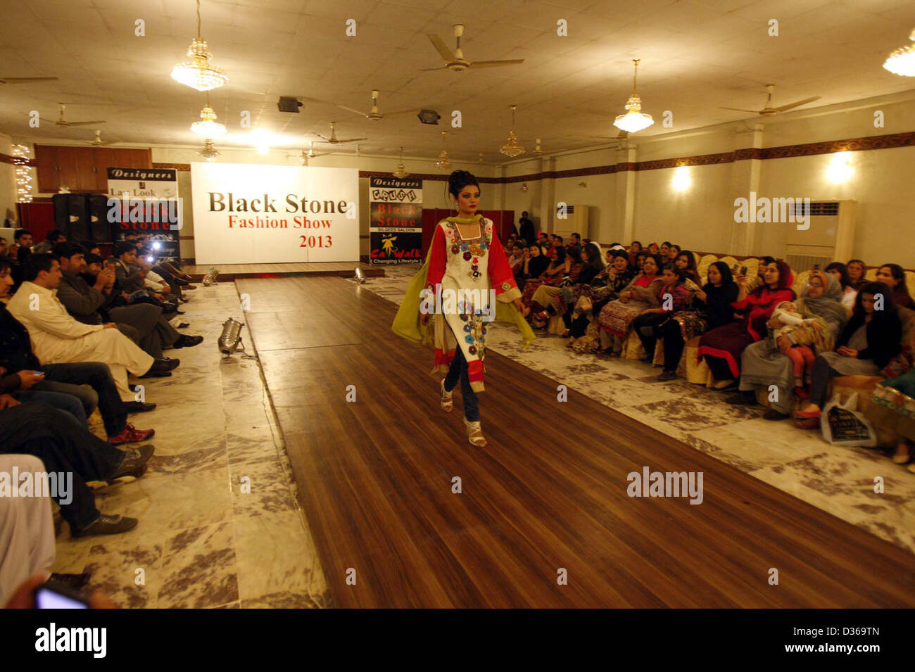 Fashion ramp walk hi-res stock photography and images - Alamy