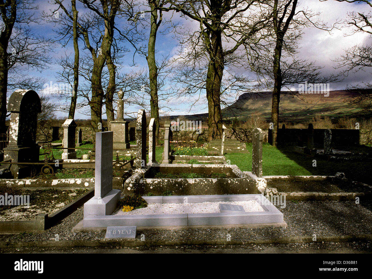 W.B.Yeats grave, Drumcliff, Church of Ireland, Co Sligo, Ireland Stock ...
