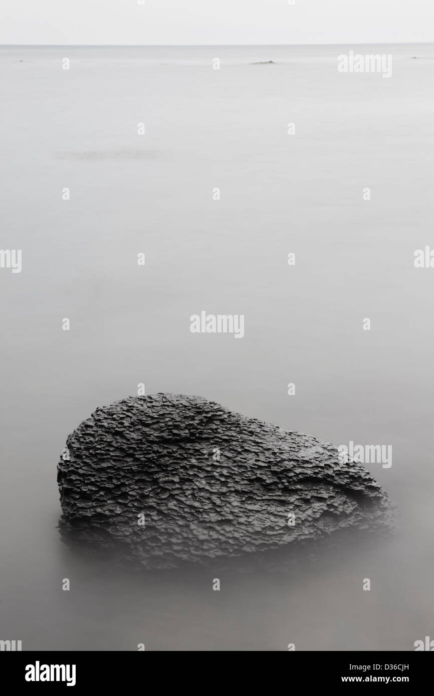 Black colour sea hi-res stock photography and images - Alamy