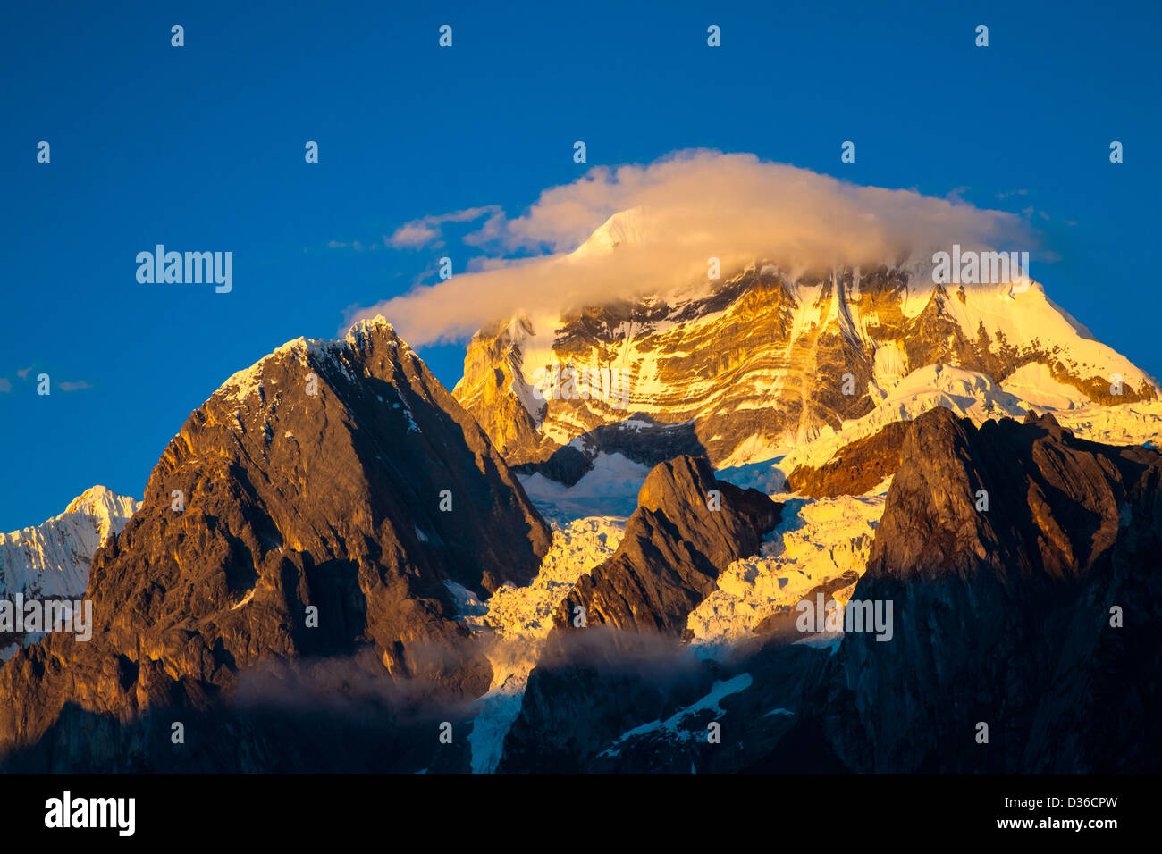 Second highest mountain in peru hi-res stock photography and images - Alamy