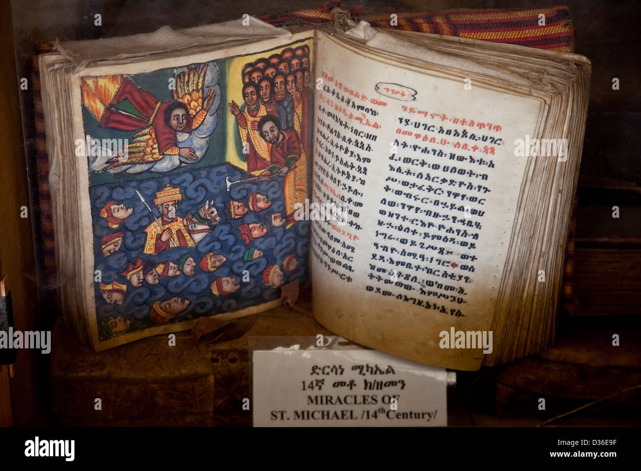 Medieval manuscripts hi-res stock photography and images - Alamy