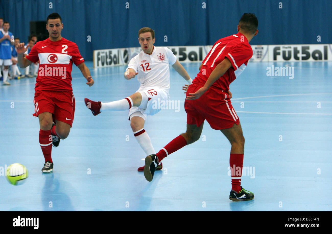 08.02.2013. Barking,England.Stuart Cook of England and Manchester ...