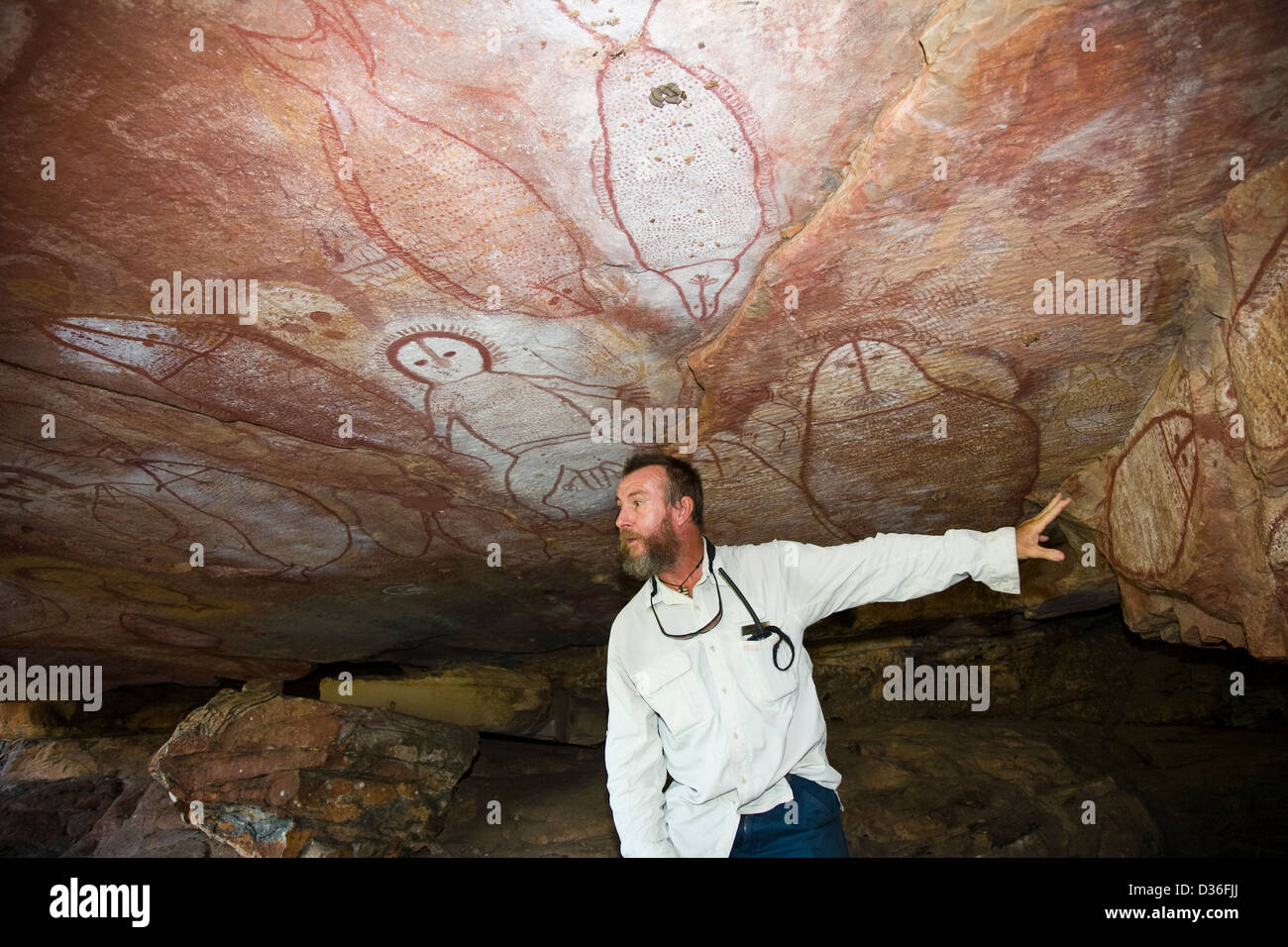 Harry Christiansen describes Aboriginal rock art, Raft Point, Collier ...
