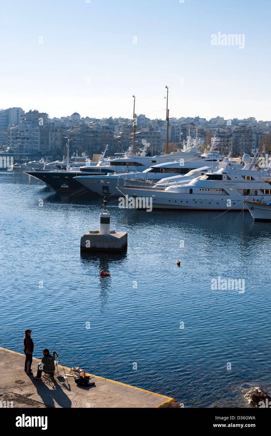 Piraeus building hi-res stock photography and images - Alamy