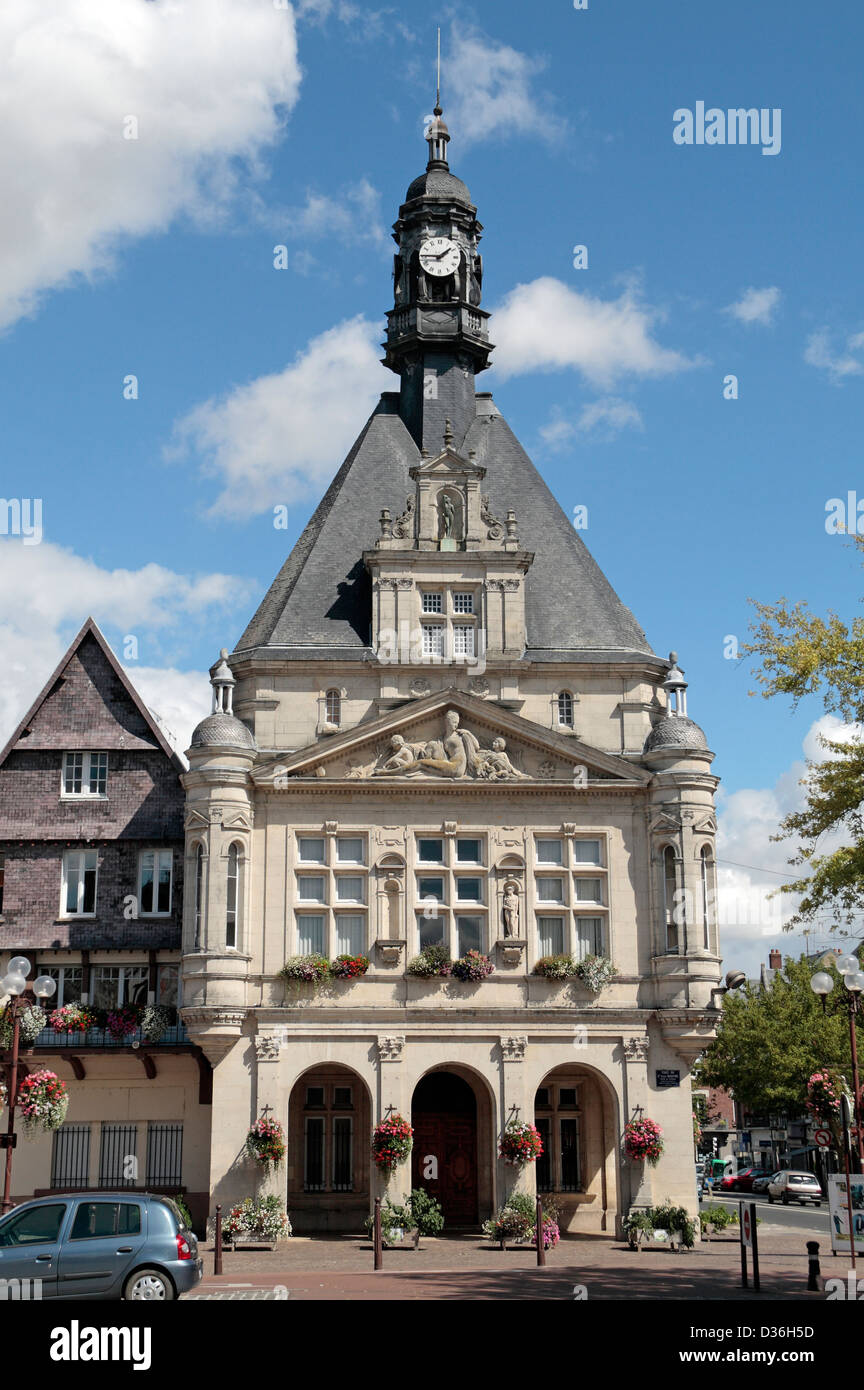 Peronne town hall hi-res stock photography and images - Alamy