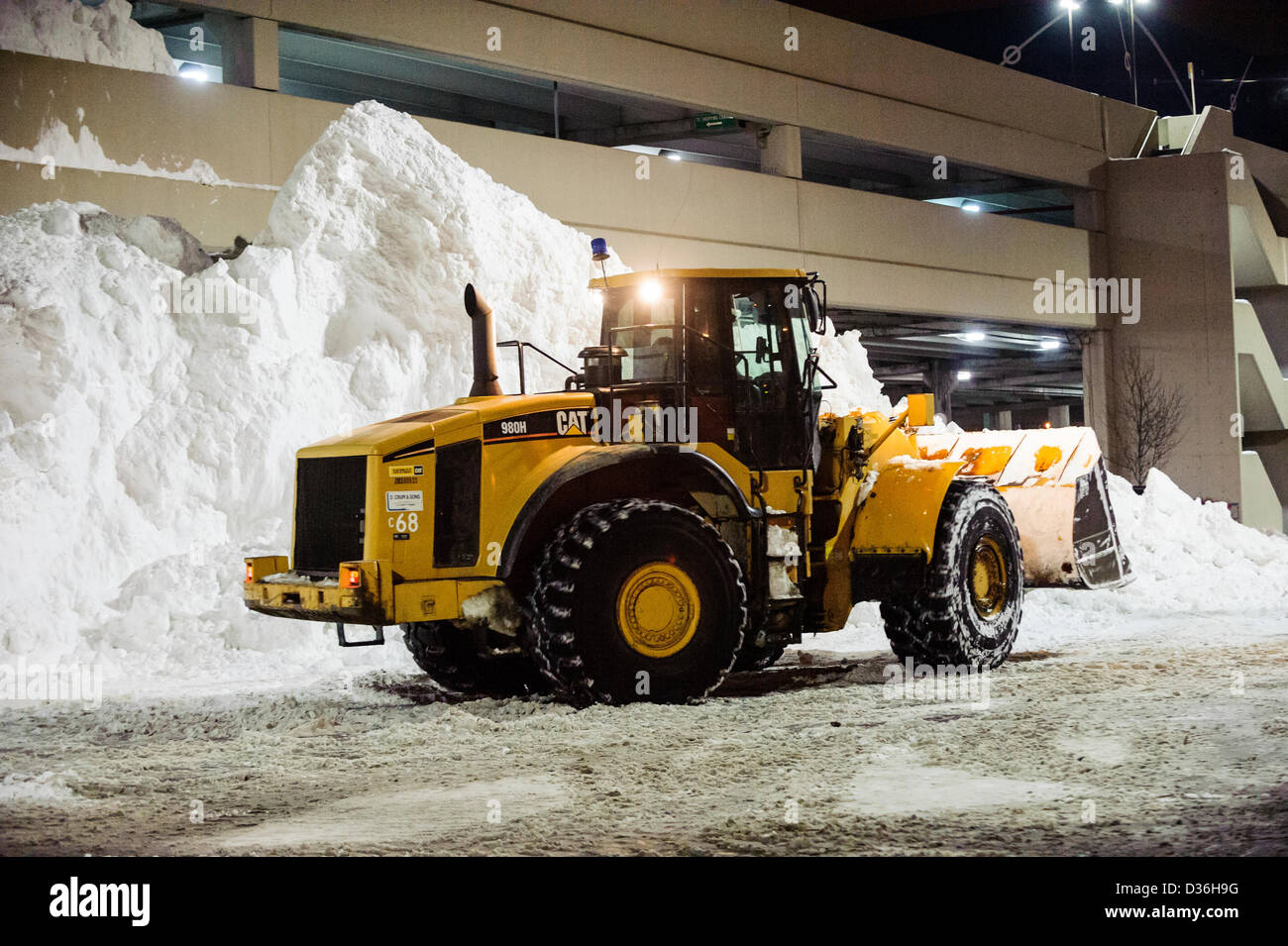 Snow removal dump truck front end loader hi-res stock photography and ...