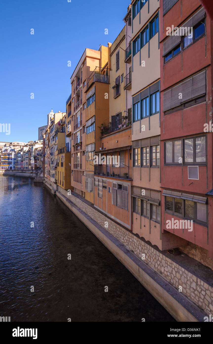 Colorful houses along the Onyar river in Girona, Catalonia, Spain Stock ...
