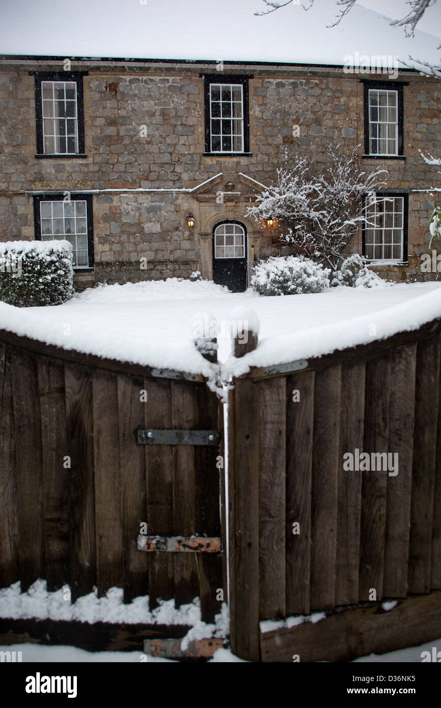 Country House in the Snow Stock Photo - Alamy