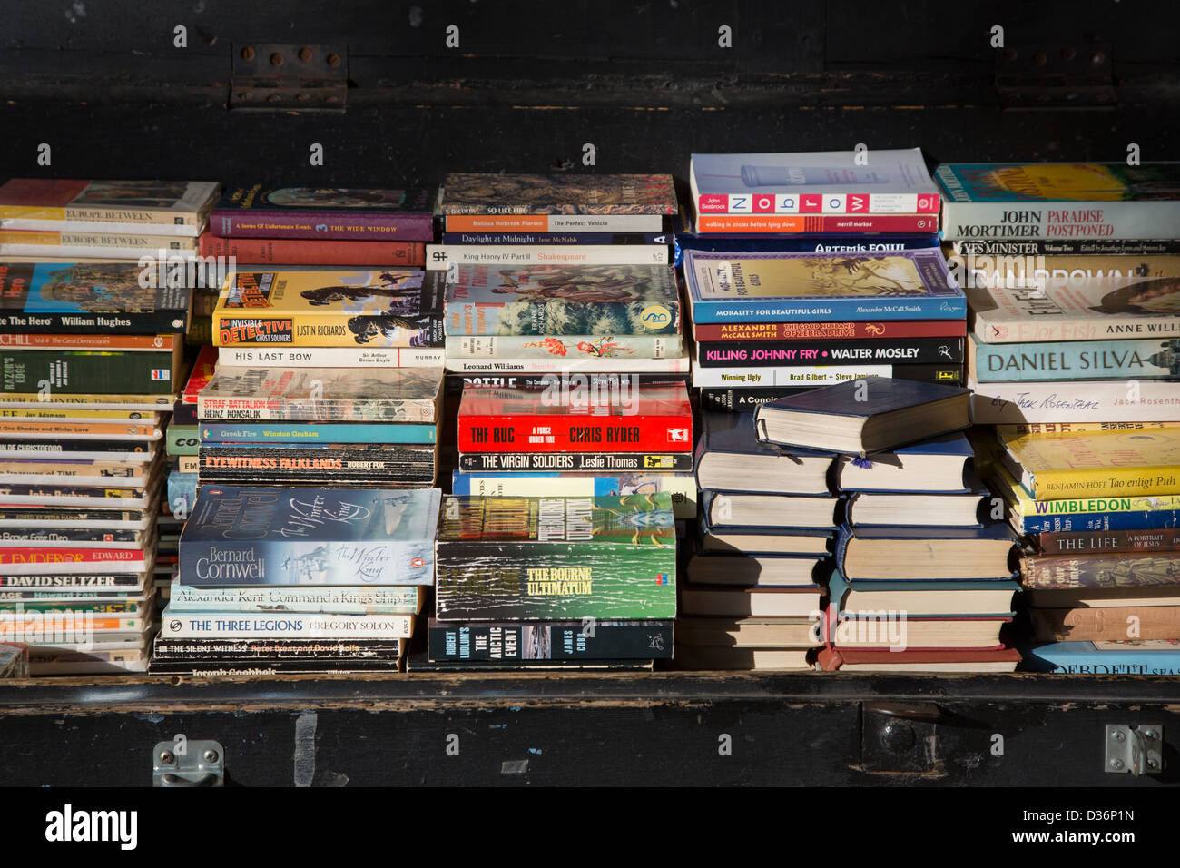 Old london book shop hi-res stock photography and images - Alamy