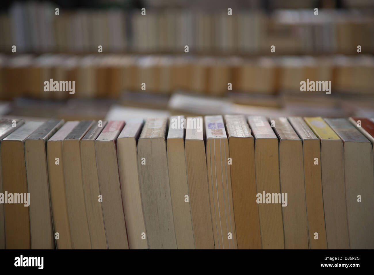 Second Hand Book Market, Southbank, London Stock Photo - Alamy