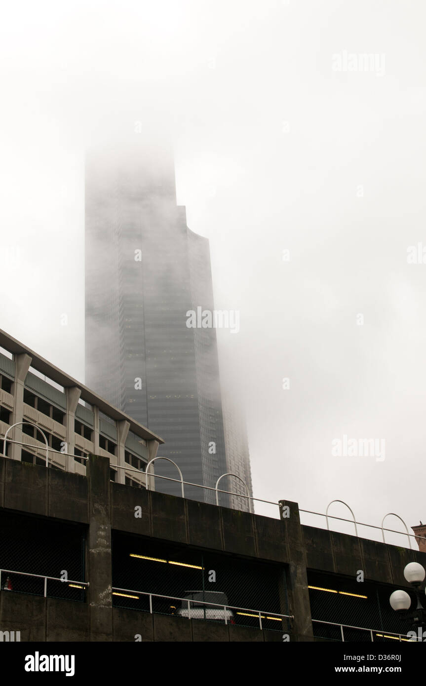 Columbia Tower in the fog, Seattle Stock Photo - Alamy