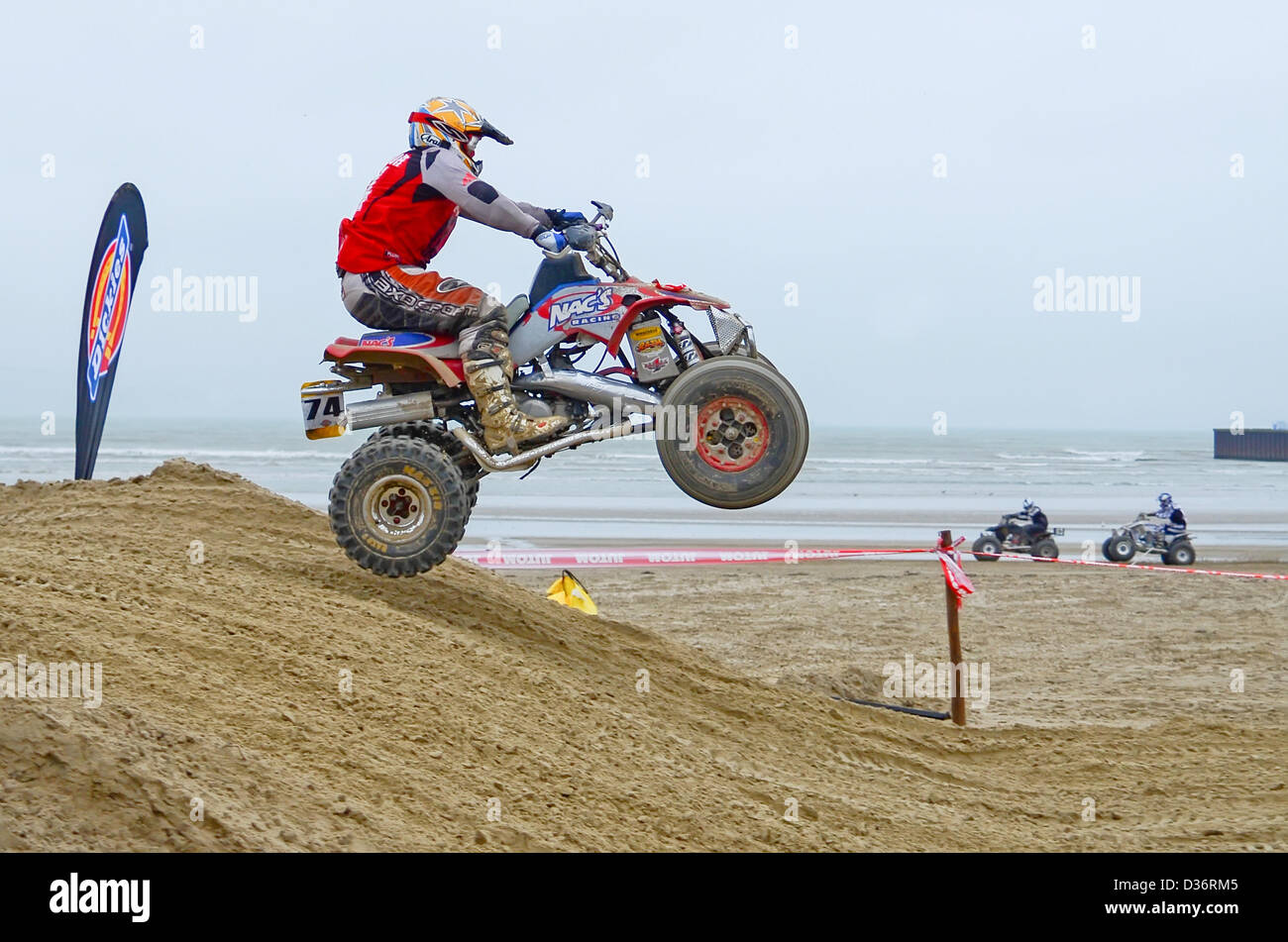 Beach racing hi-res stock photography and images - Alamy