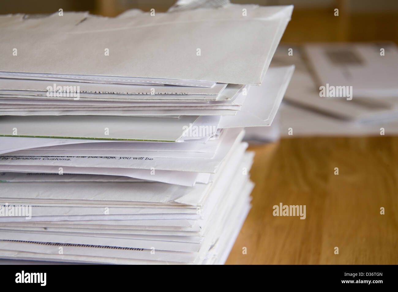Postage paid envelope hi-res stock photography and images - Alamy