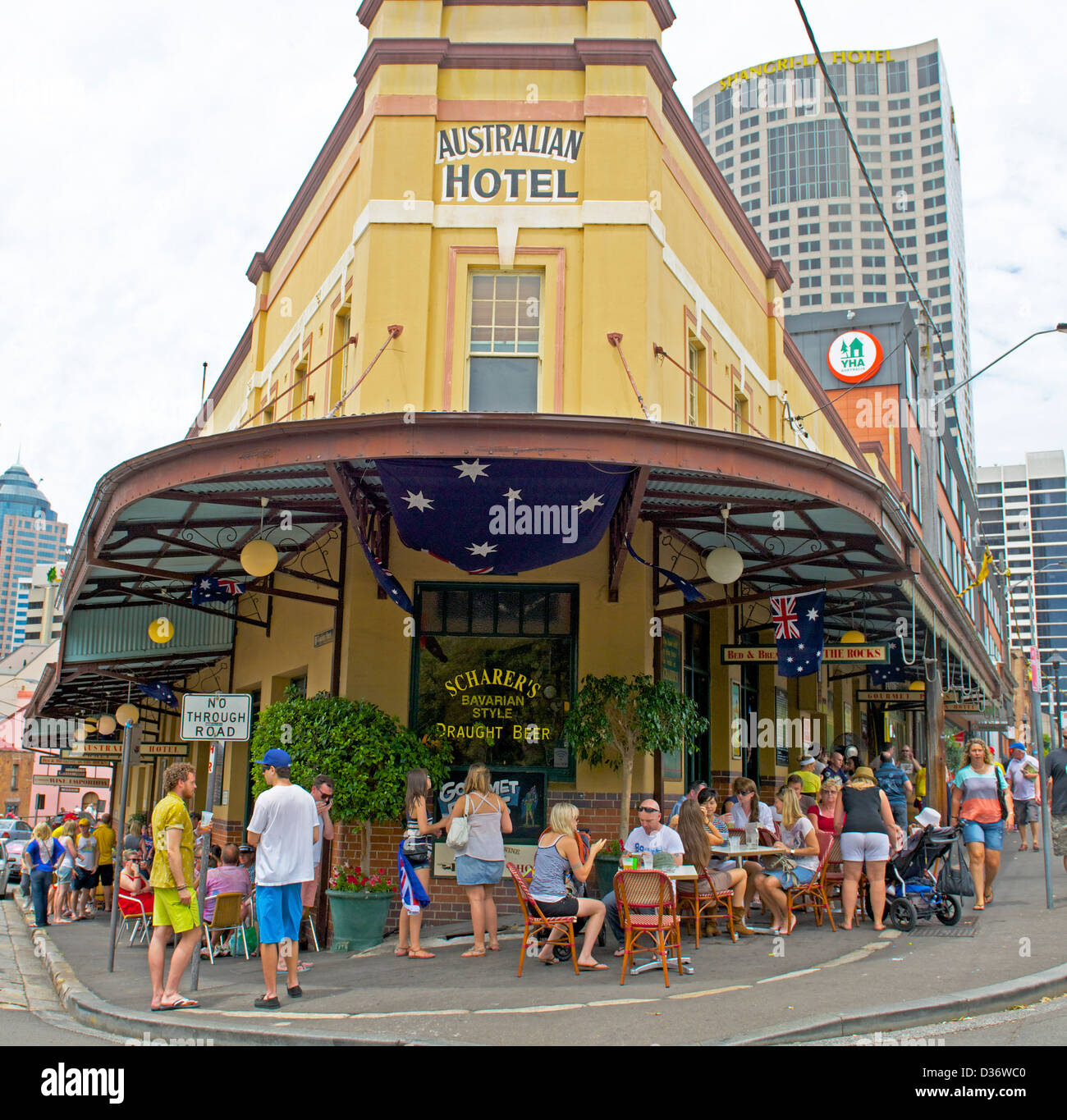 Australian's celebrating Australia Day in a hotel in The Rocks Sydney ...