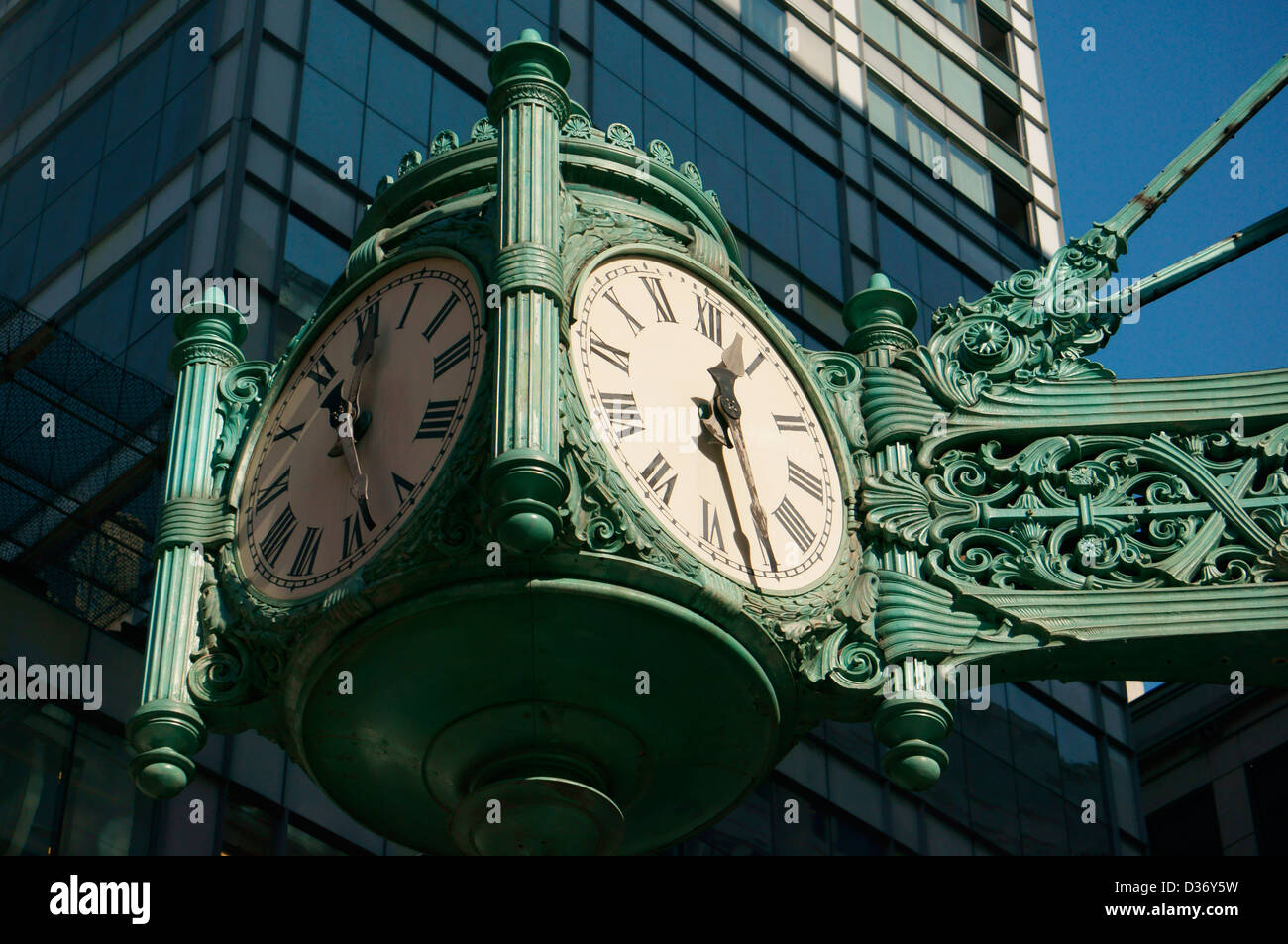 State Street, Chicago, Illinois. The old Marshall Fields (now Macys ...