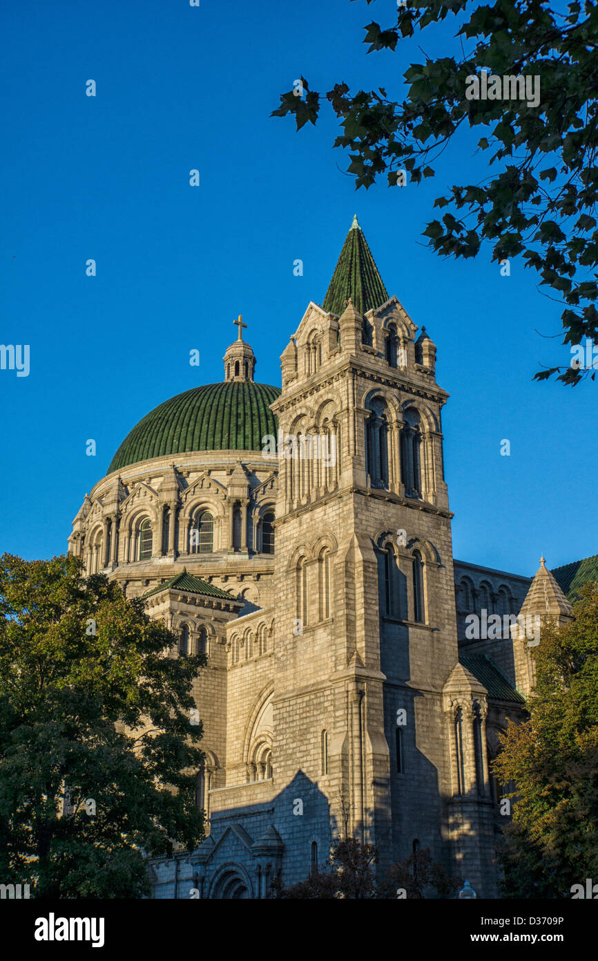 Cathedral basilica of saint louis hi-res stock photography and images ...