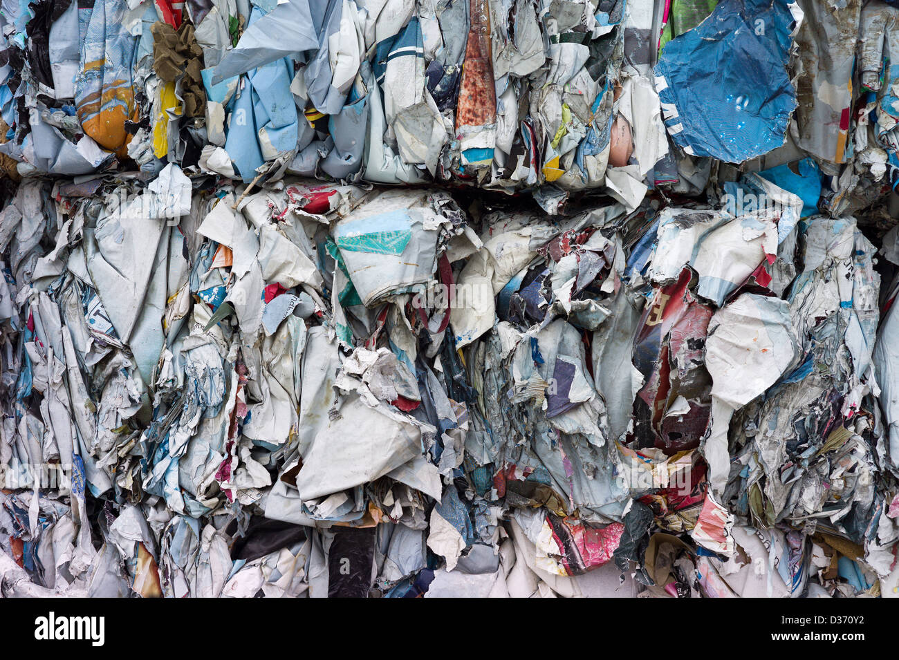 Pressed paper hi-res stock photography and images - Alamy