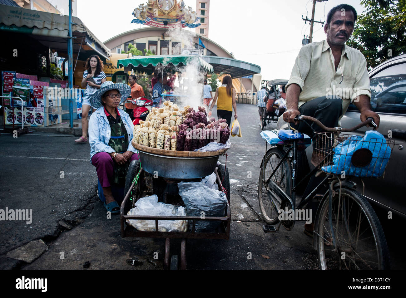 Mahachi market hi-res stock photography and images - Alamy
