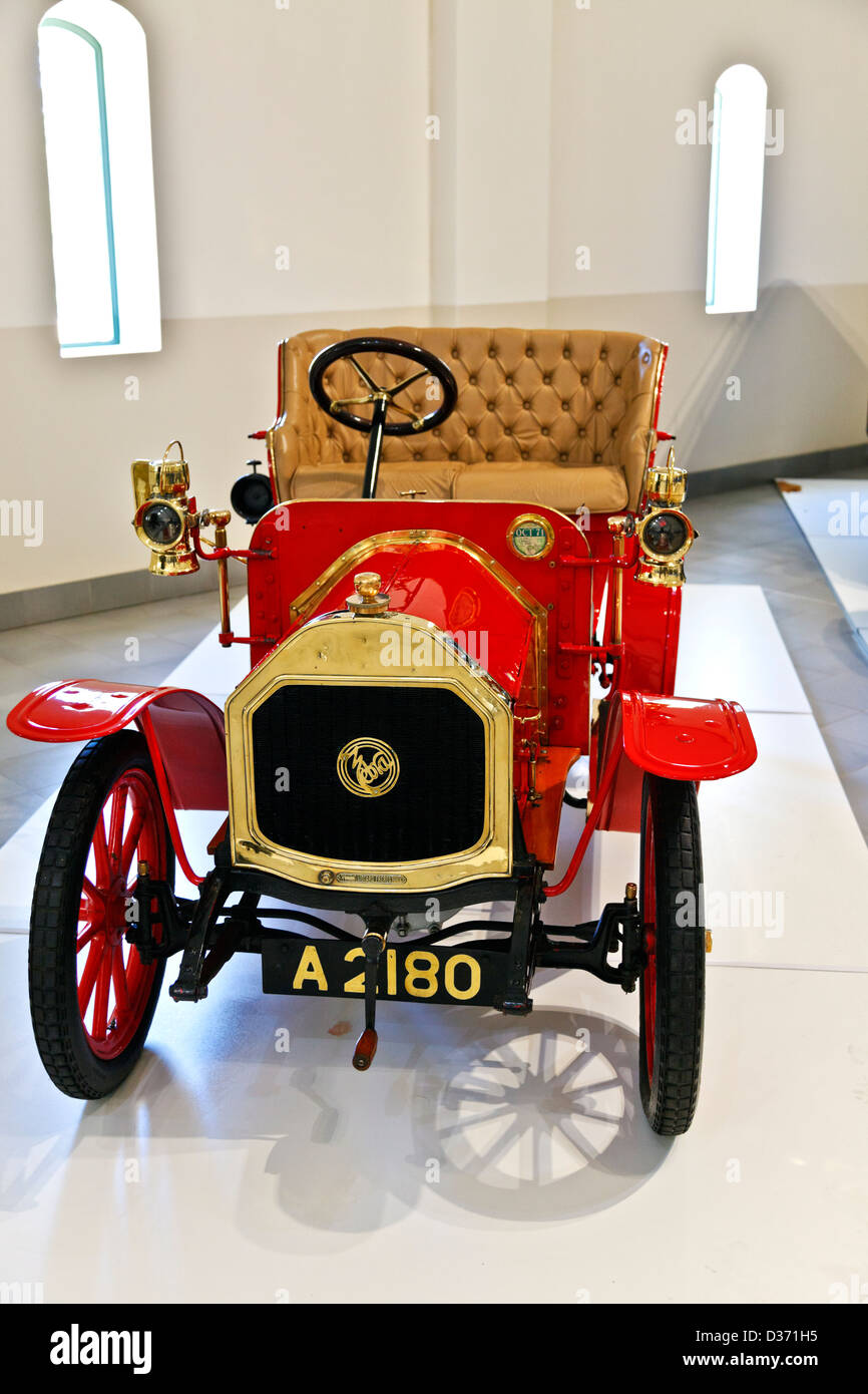 A collection of classic cars Stock Photo - Alamy