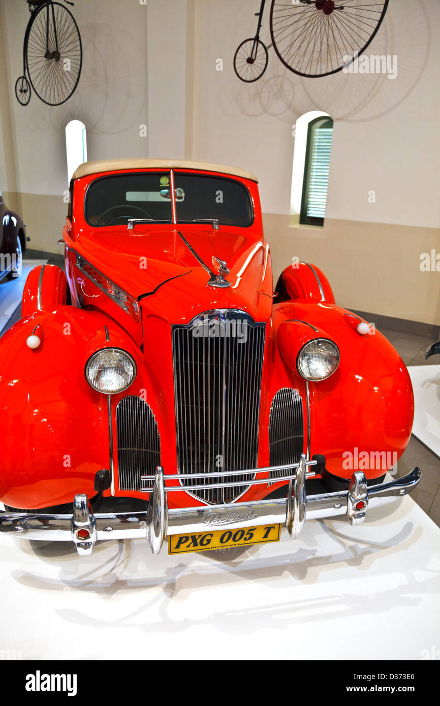 A collection of classic cars Stock Photo - Alamy