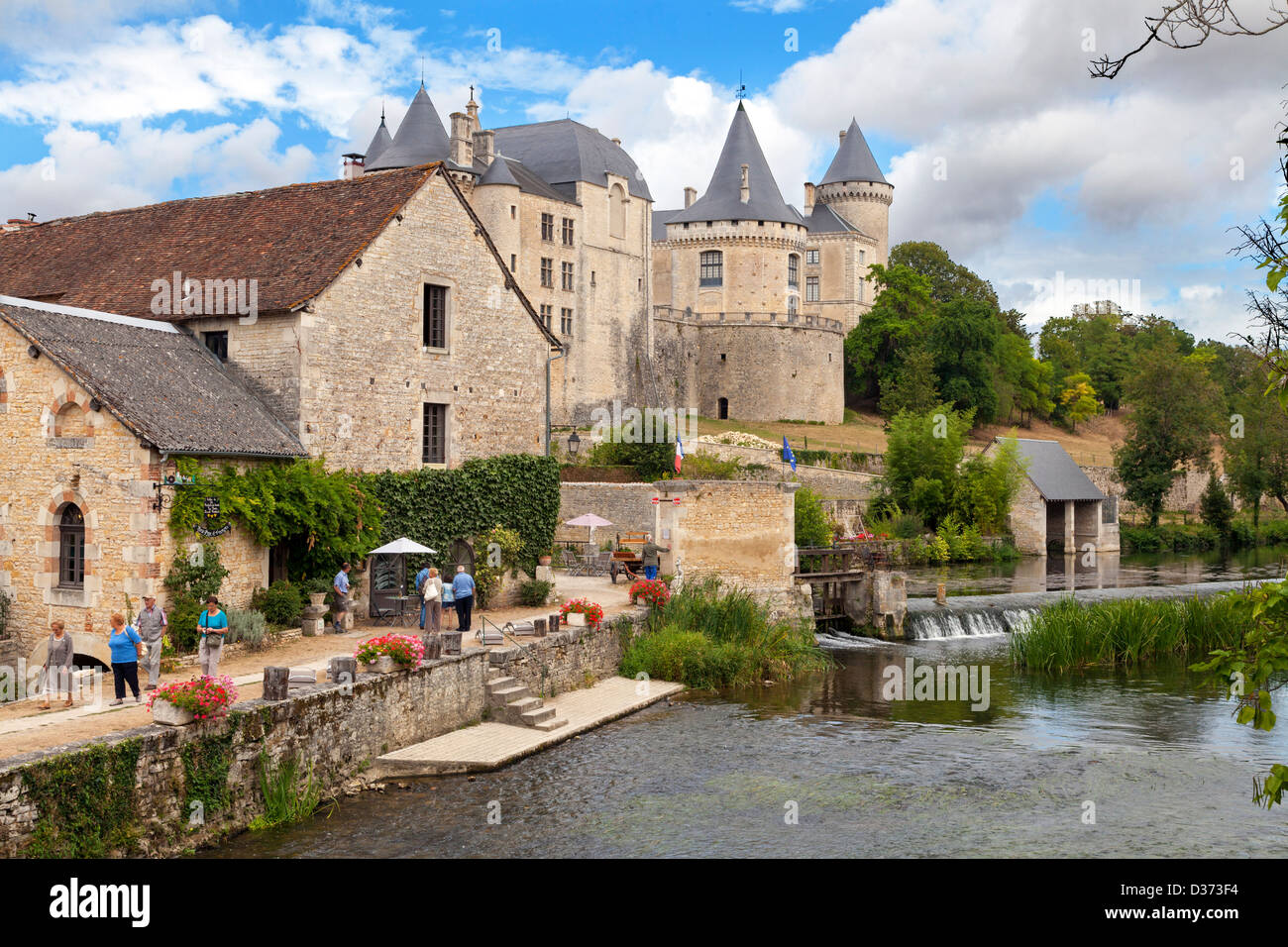 Verteuil sur charente france hi-res stock photography and images - Alamy