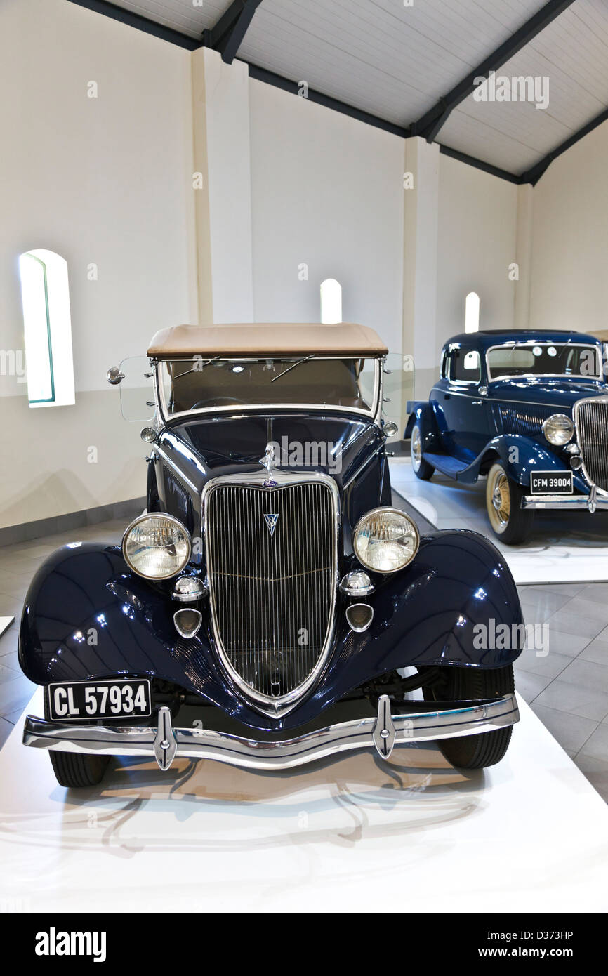 A collection of classic cars Ford Stock Photo - Alamy