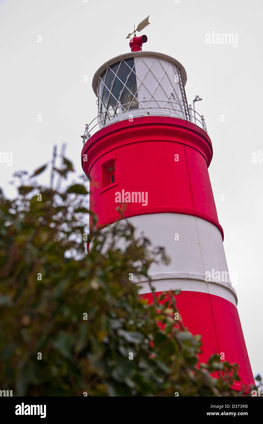 Red and white lighthouse Stock Photo - Alamy