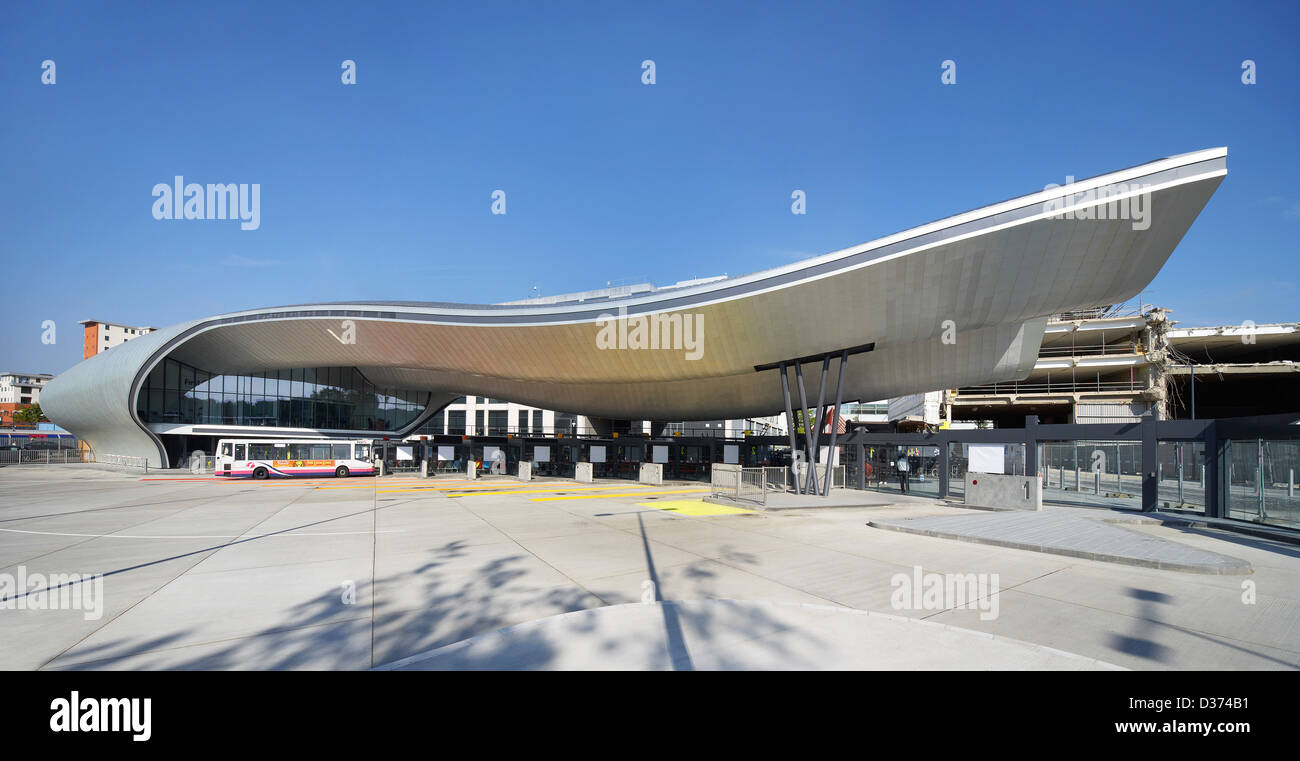 Slough Bus Station High Resolution Stock Photography and Images - Alamy Slough Bus Station High Resolution Stock Photography and Images - Alamy