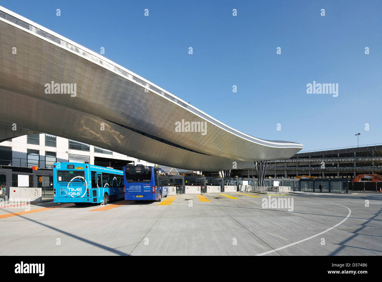 Slough bus hi-res stock photography and images - Alamy