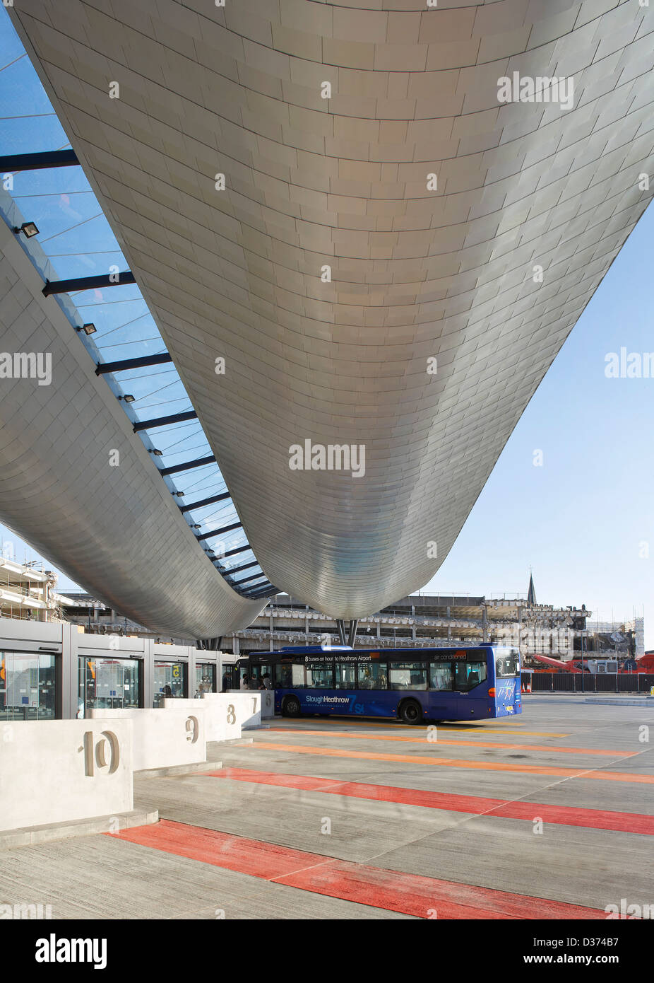 Slough bus hi-res stock photography and images - Alamy