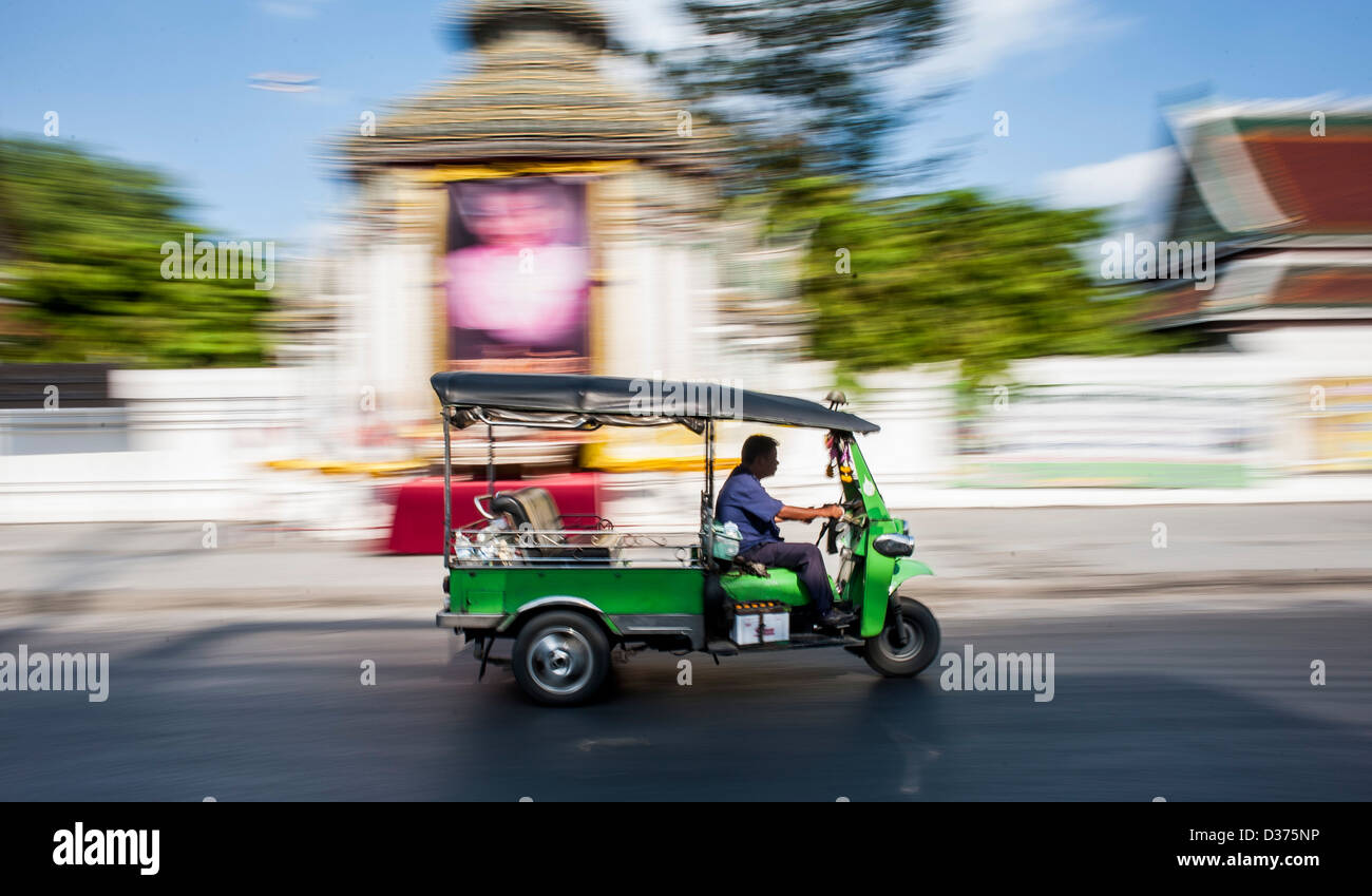 Tuc tuc thailand hi-res stock photography and images - Alamy