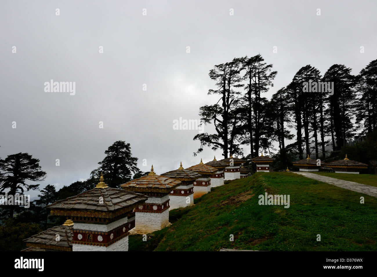 Dochu La pass, with it's 108 stupas or chortens,3140m,36MPX,HI-RES ...