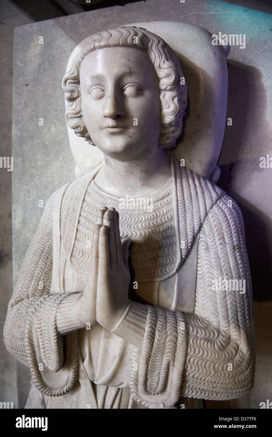 Medieval tomb of Robert II Count of Artois (1250 - 1302). .Cathedral ...