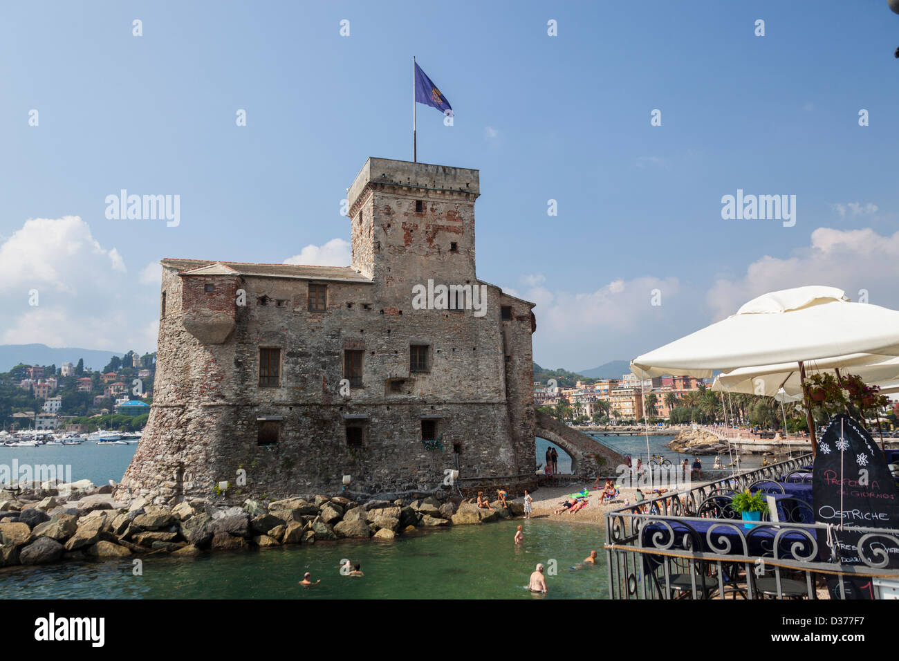 Castello di rapallo hi-res stock photography and images - Alamy