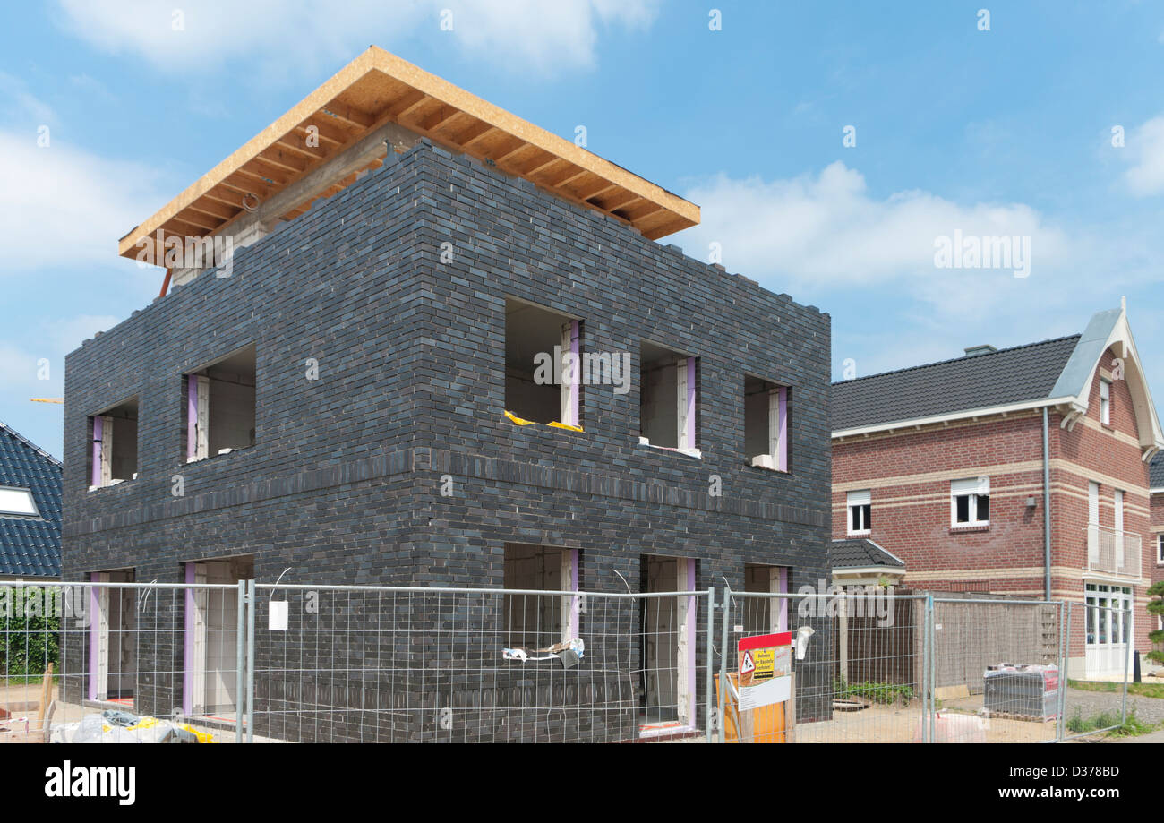 construction site with modern house being build Stock Photo - Alamy
