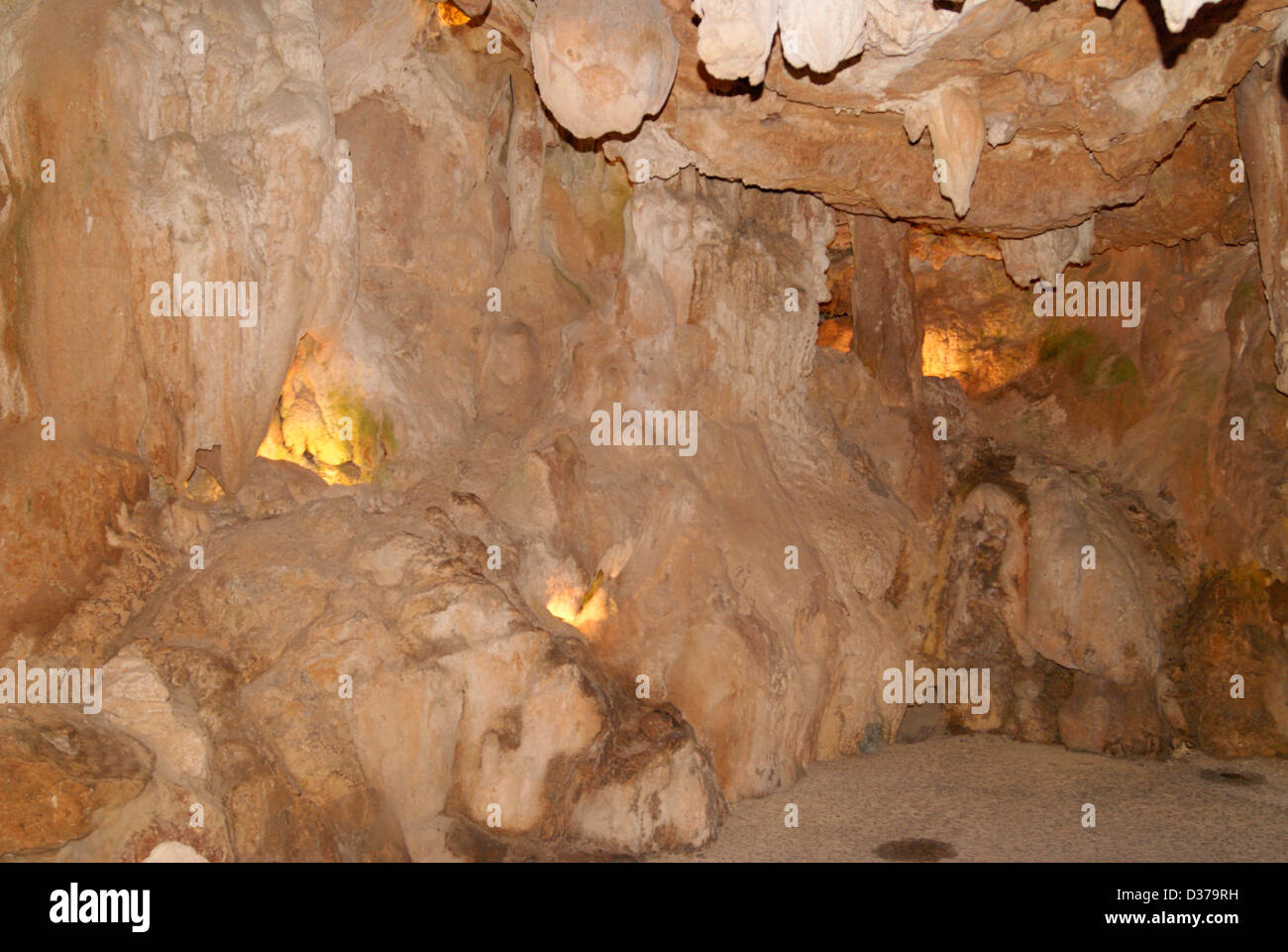 Cave shapes hi-res stock photography and images - Alamy