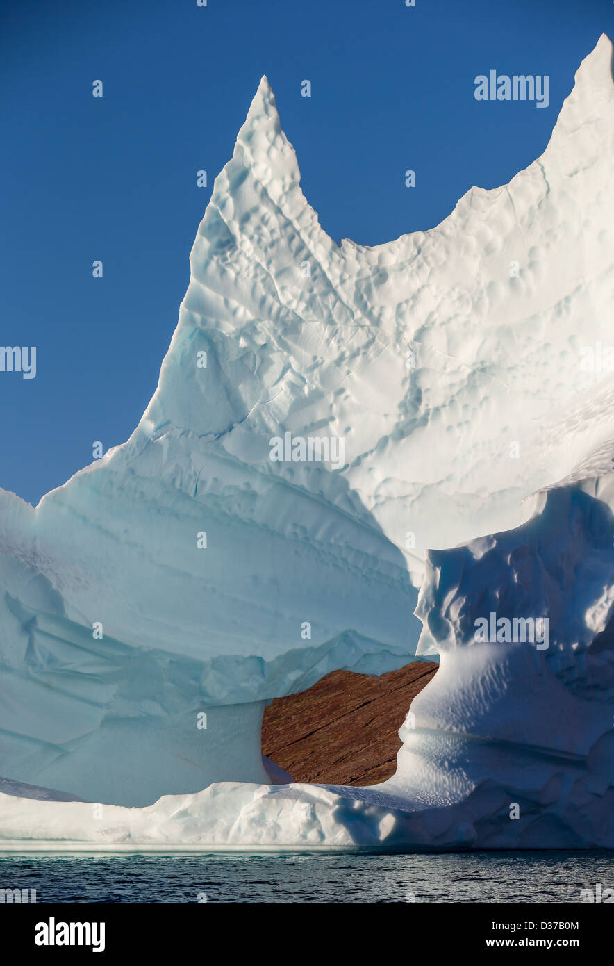 Picturesque icebergs hi-res stock photography and images - Alamy