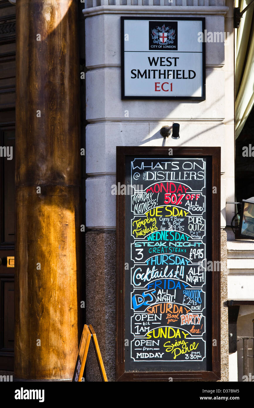 Smithfield sign market hi-res stock photography and images - Alamy