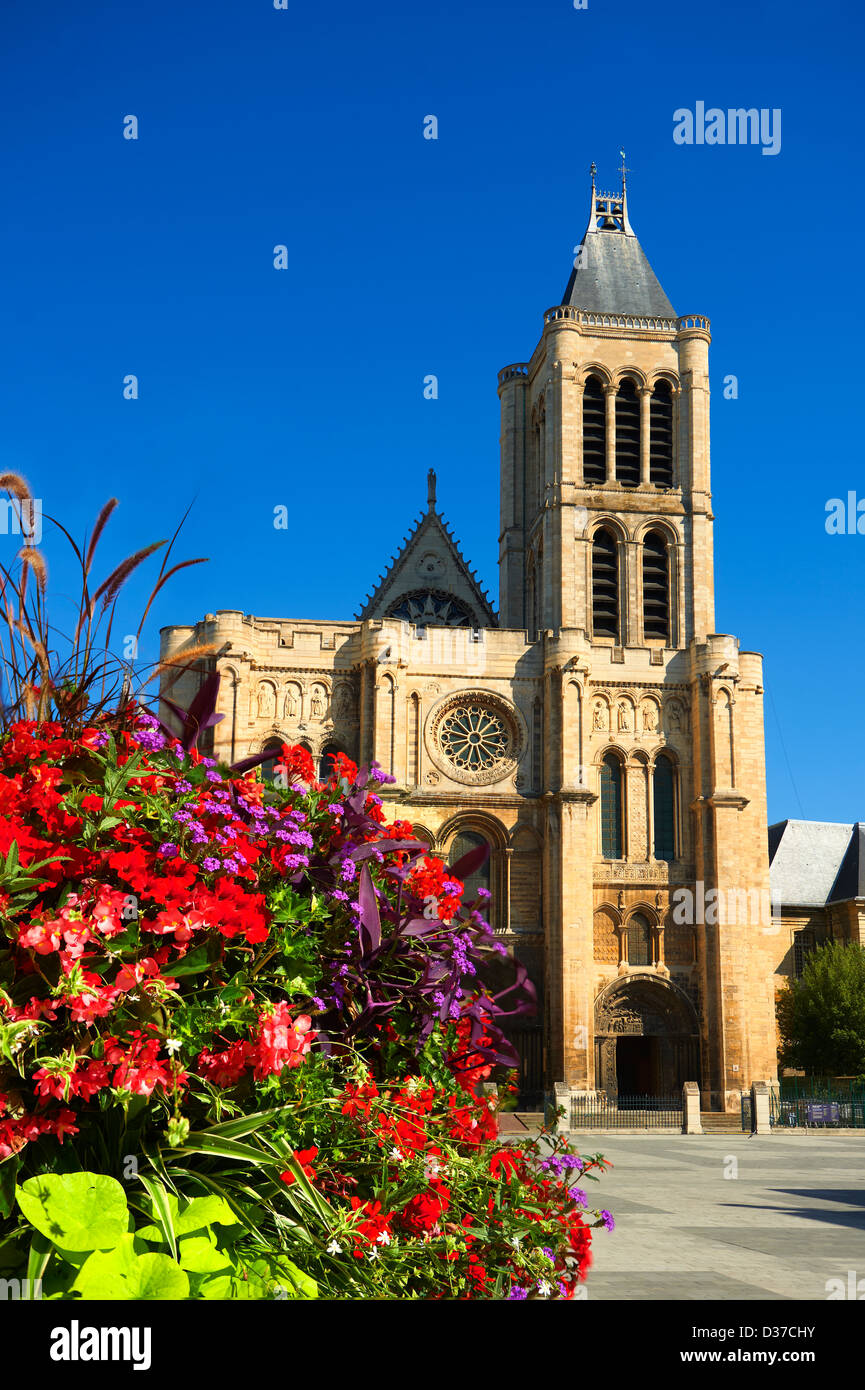 Basilica of saint denis pictures hi-res stock photography and images ...