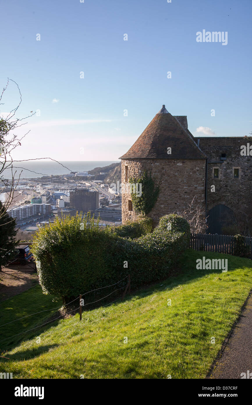 Medieval keep dover castle hi-res stock photography and images - Alamy