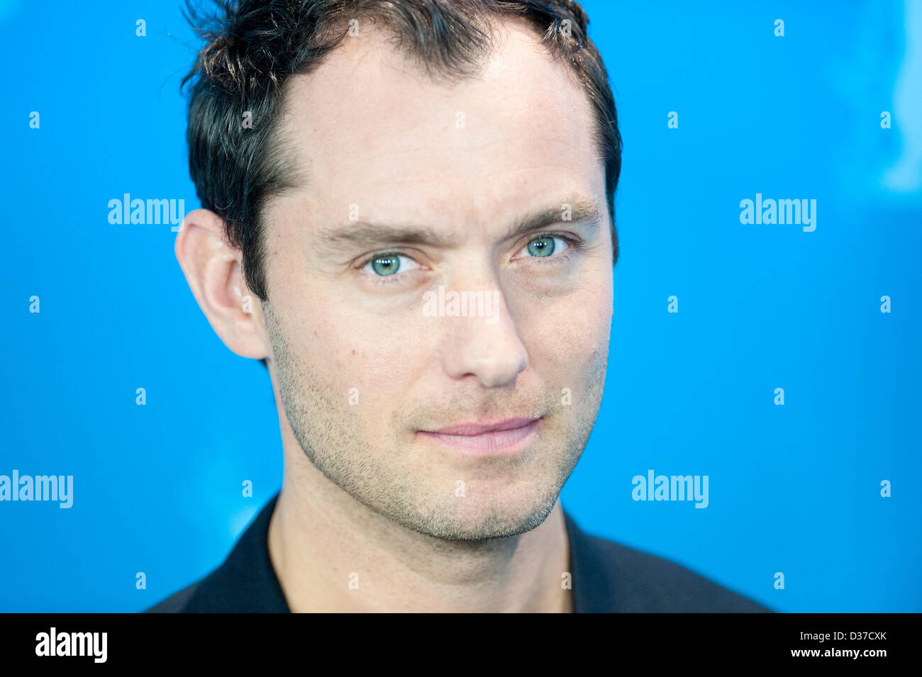 Side effects jude law hi-res stock photography and images - Alamy