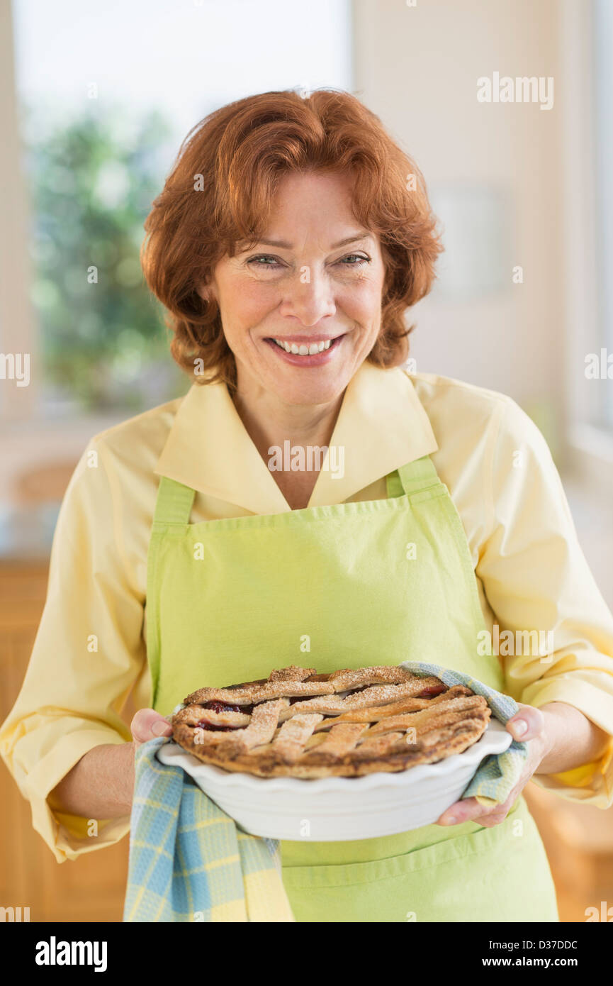 Senior tradition hi-res stock photography and images - Alamy