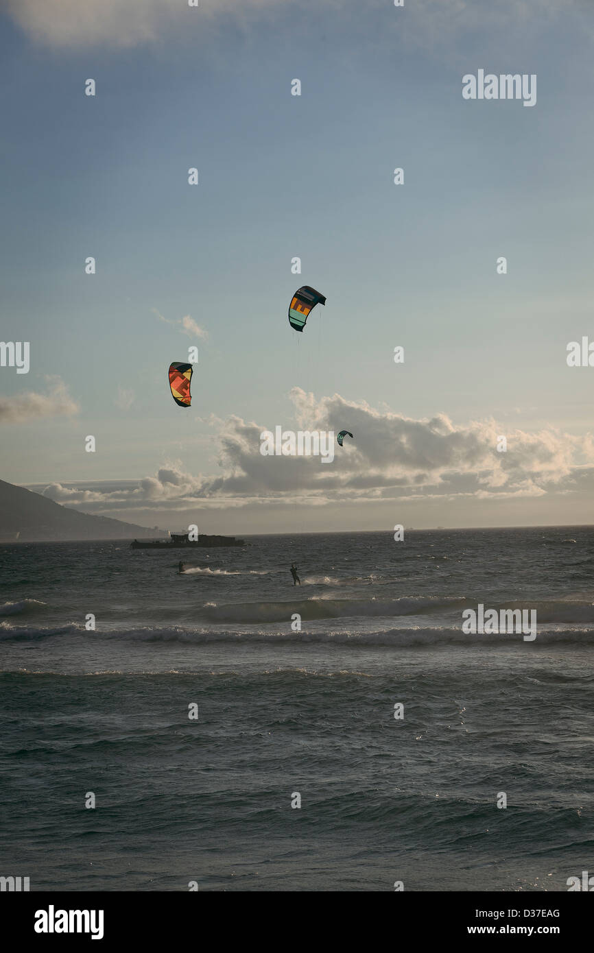 Cargo boat kite hi-res stock photography and images - Alamy