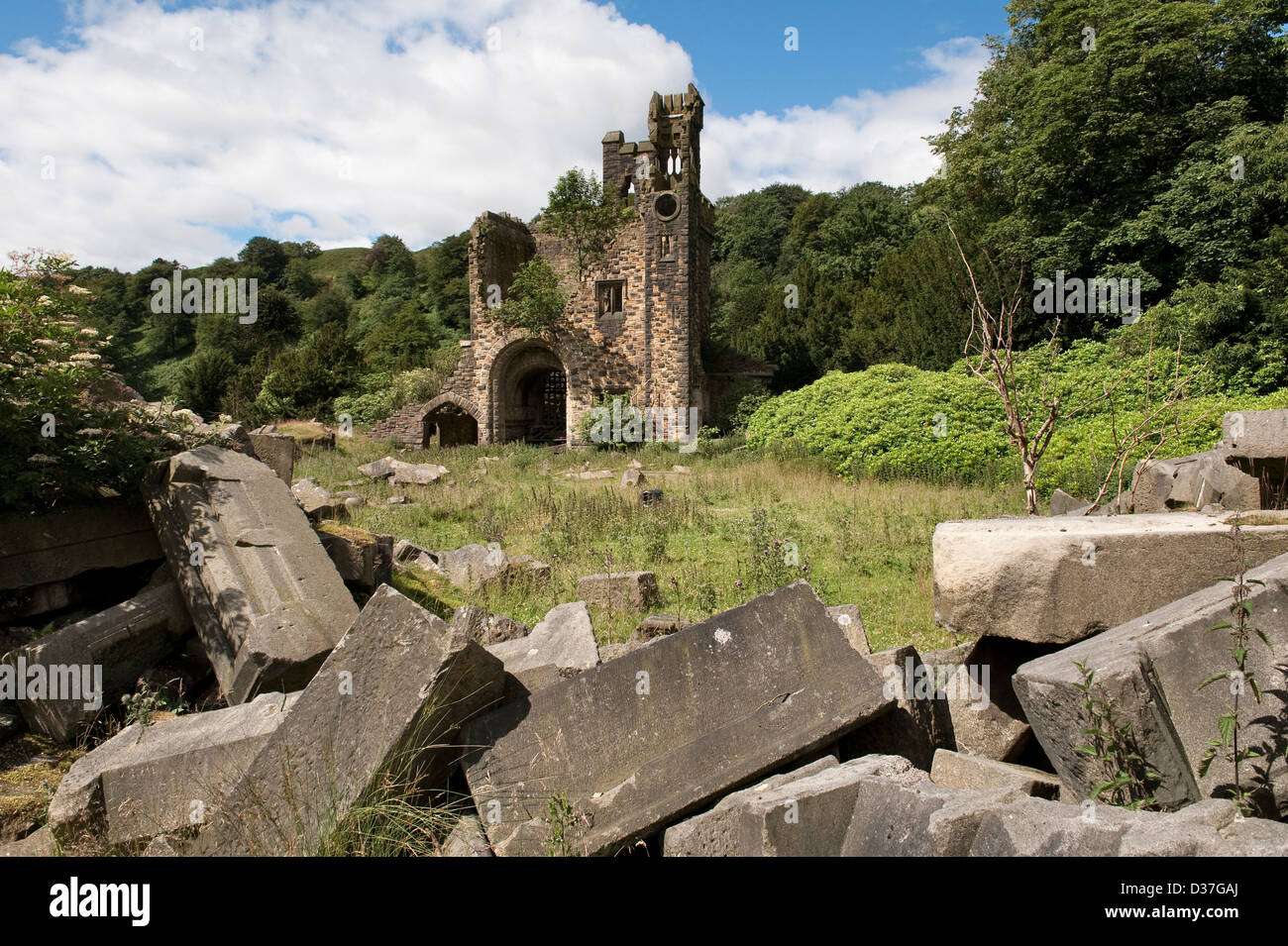 The gatehouse at Castle Carr, Luddenden, Yorkshire, UK, the only ...