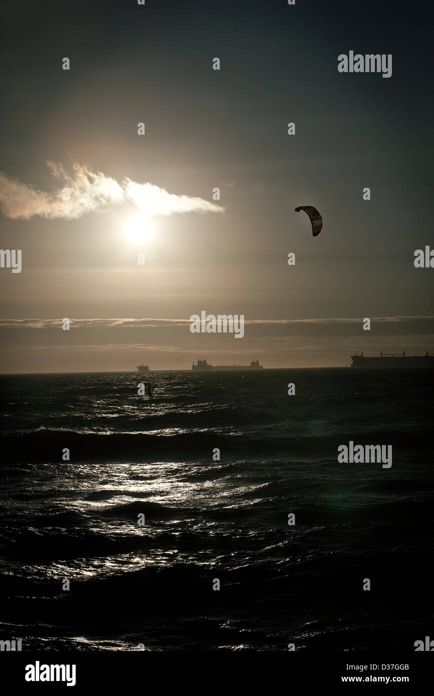 Cargo boat kite hi-res stock photography and images - Alamy