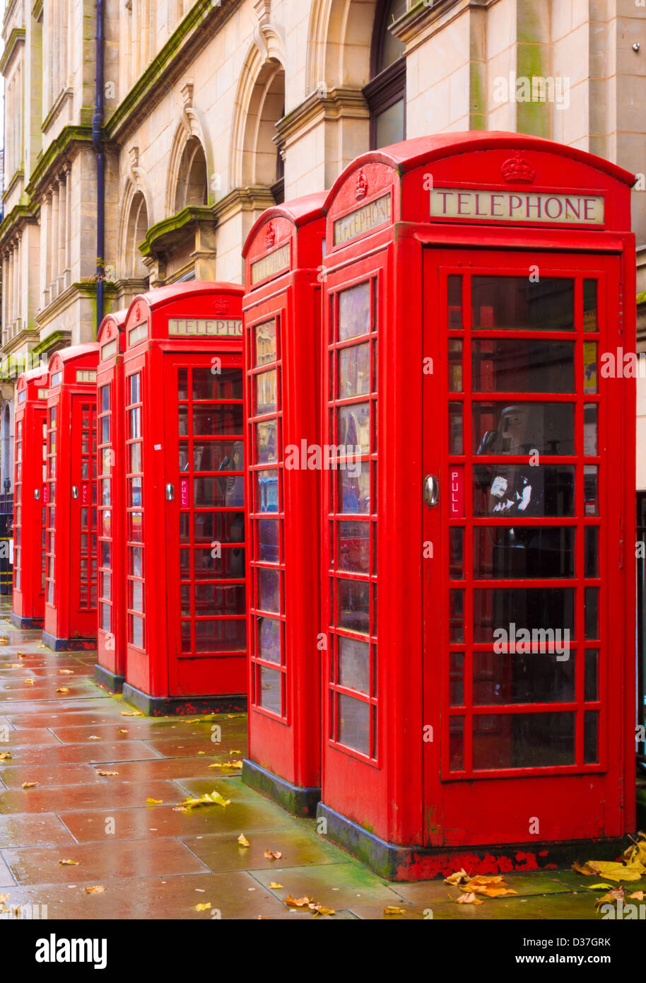 Phoneboxes hi-res stock photography and images - Alamy