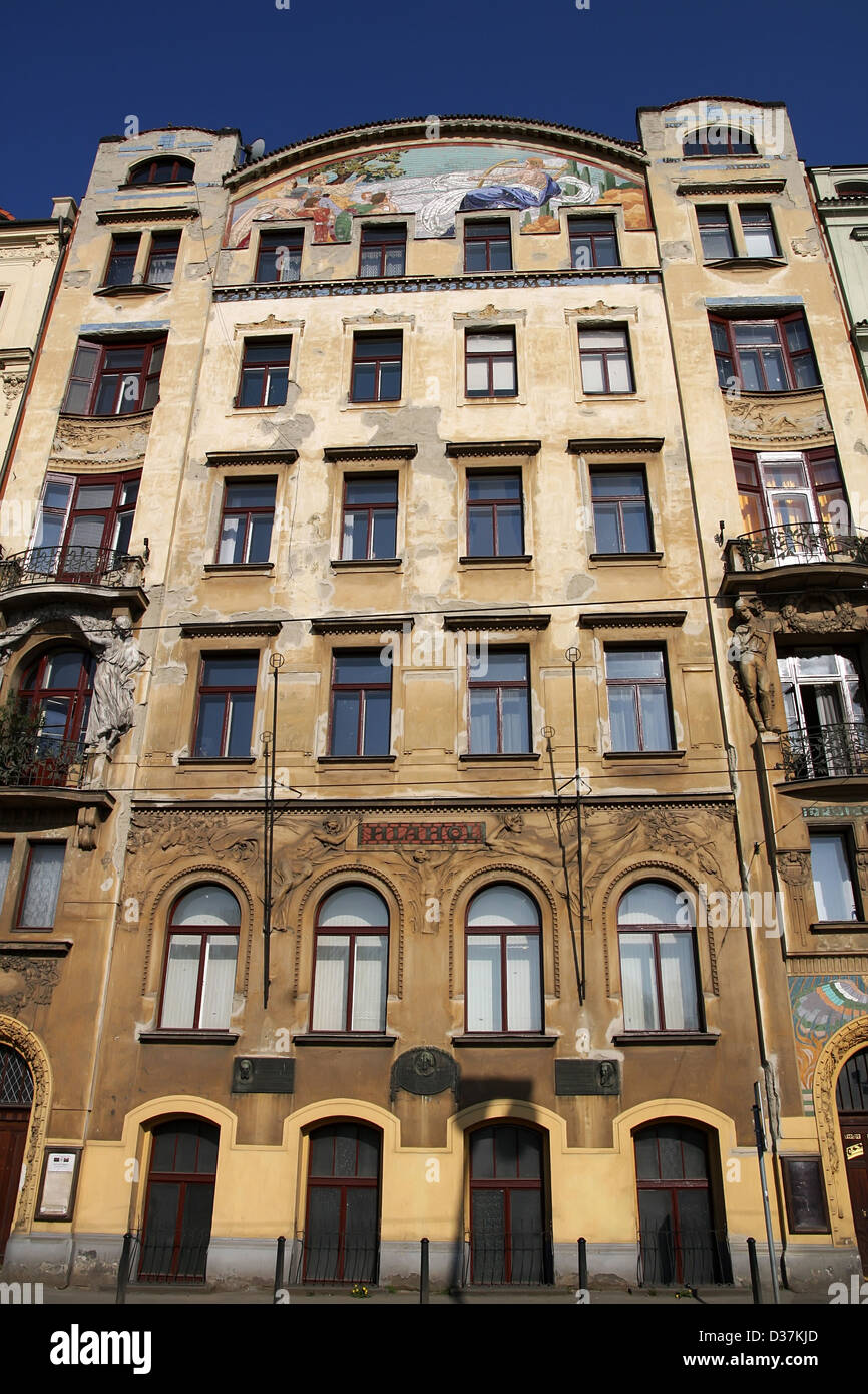 Prague building architecture hi-res stock photography and images - Alamy