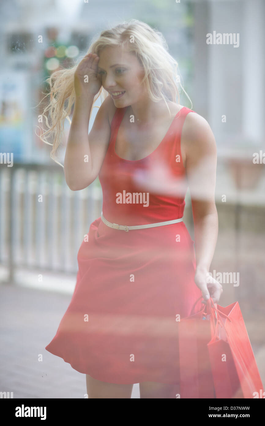 Shopping mall window hi-res stock photography and images - Alamy