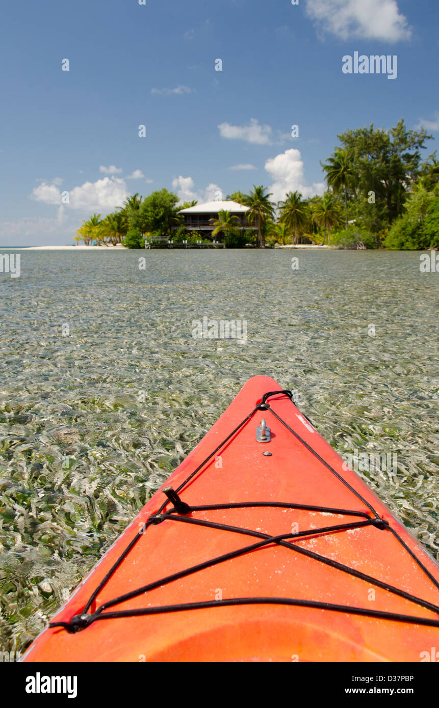 Belize kayak caye hi-res stock photography and images - Alamy